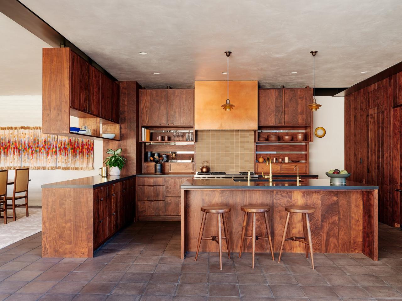 Springpoint Group - Mast